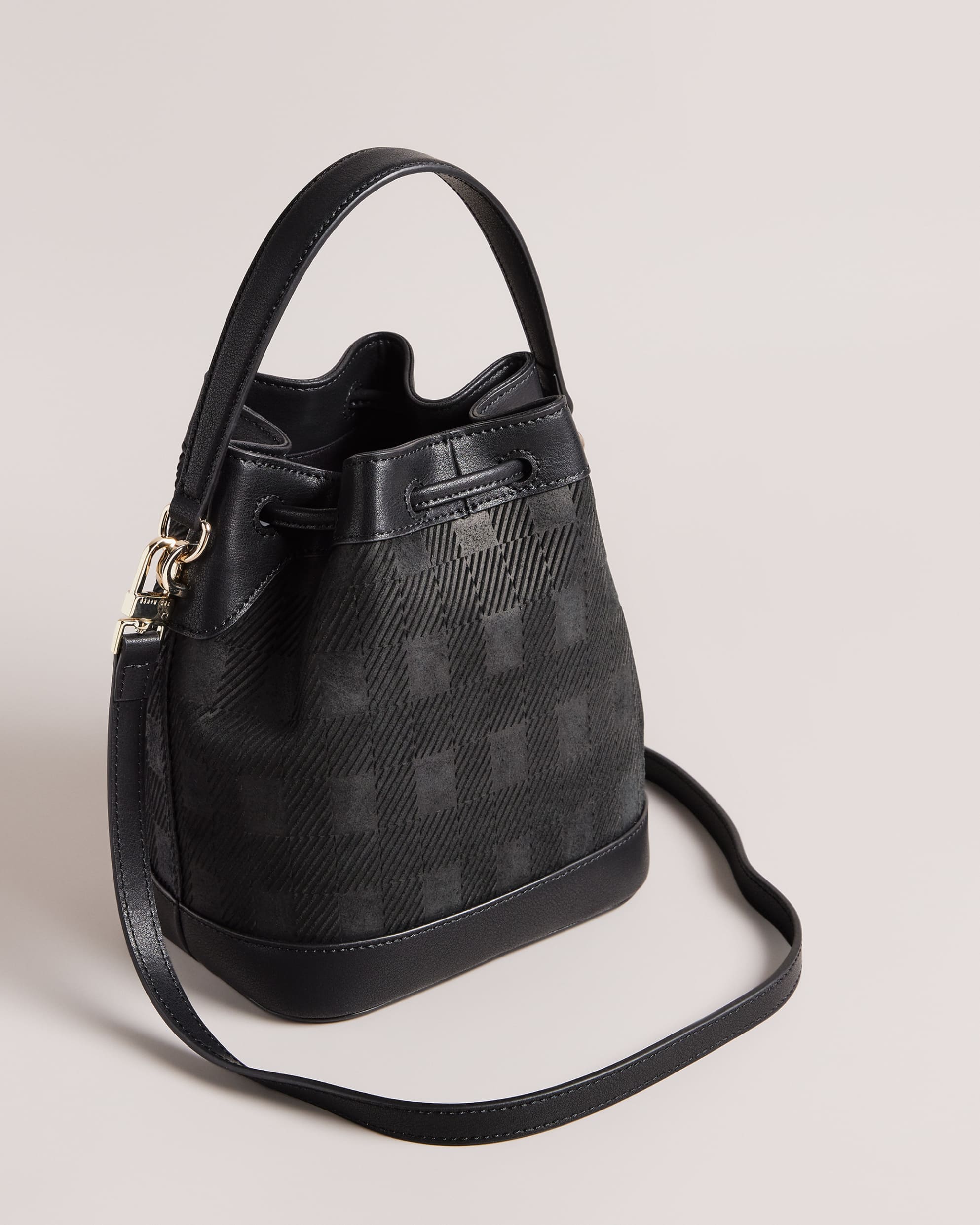 小資女必買 — Ted Baker全新2022AW秋冬新品手袋系列隆重登場！ | Buy&Ship（台灣）